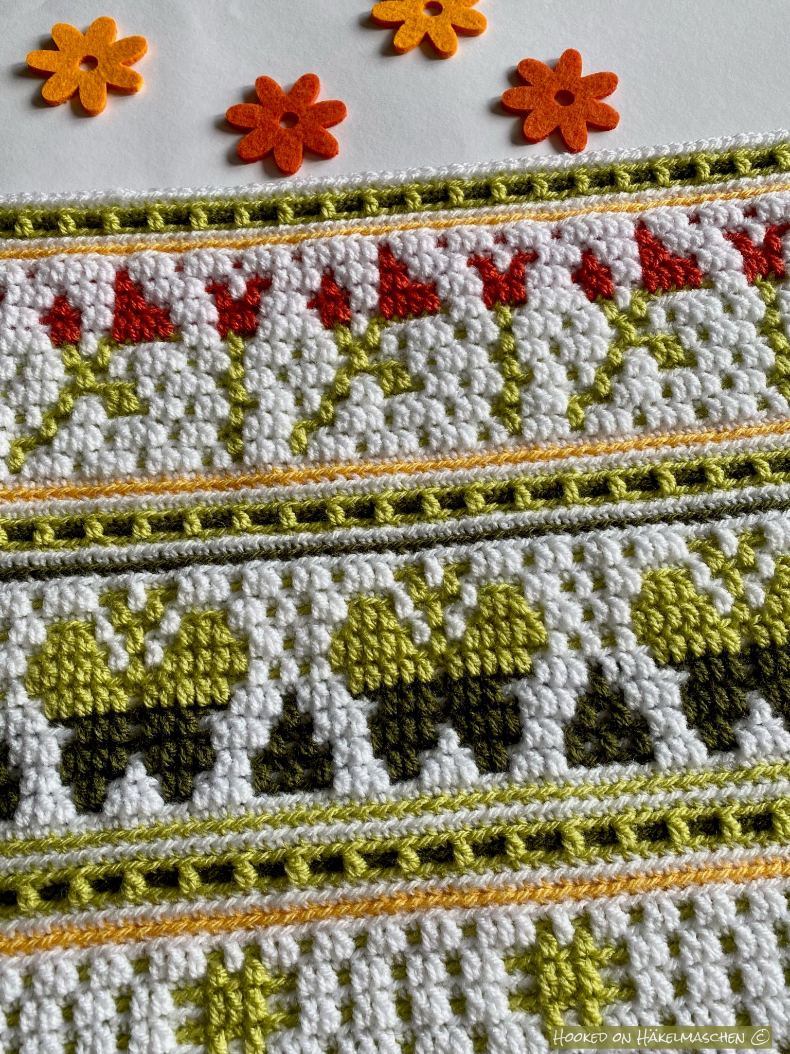 Hello Spring Cal – Hooked on Häkelmaschen