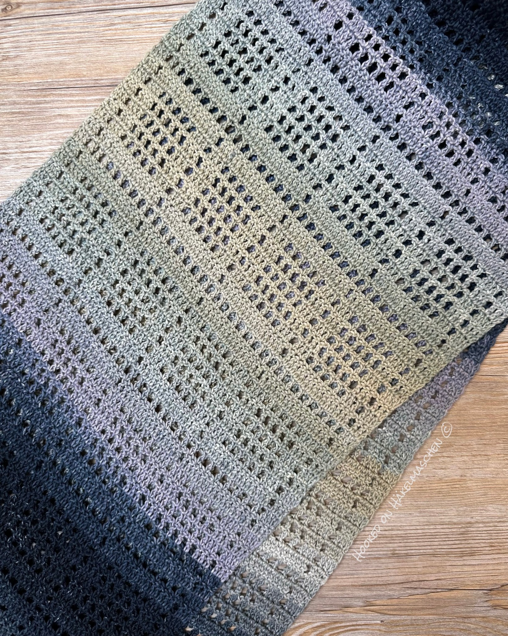 Little Boxes Shawl – An Easy Filet Crochet Shawl Pattern – Hooked on ...